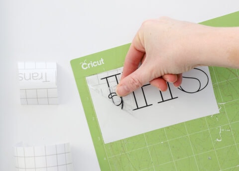 How to Make Vinyl Labels with a Cricut | A Comprehensive Guide