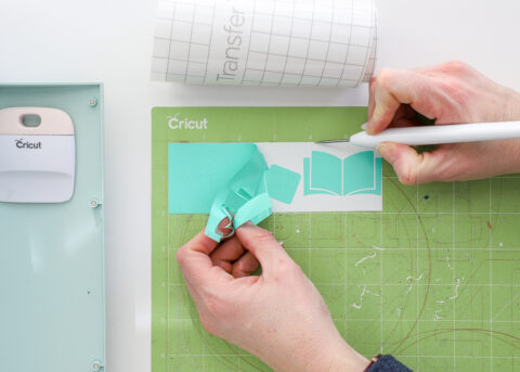 How to Make Vinyl Labels with a Cricut | A Comprehensive Guide