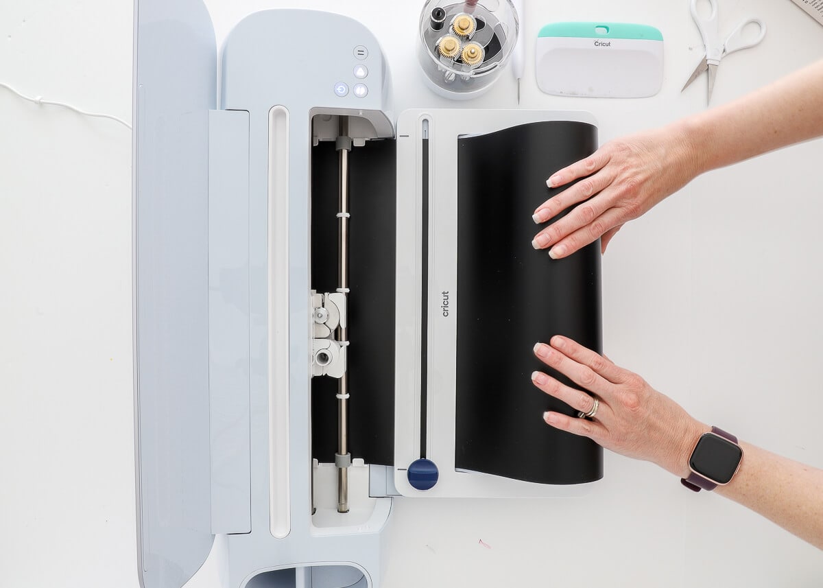 How to Use the Cricut Roll Holder for Smart Materials - The Homes I ...