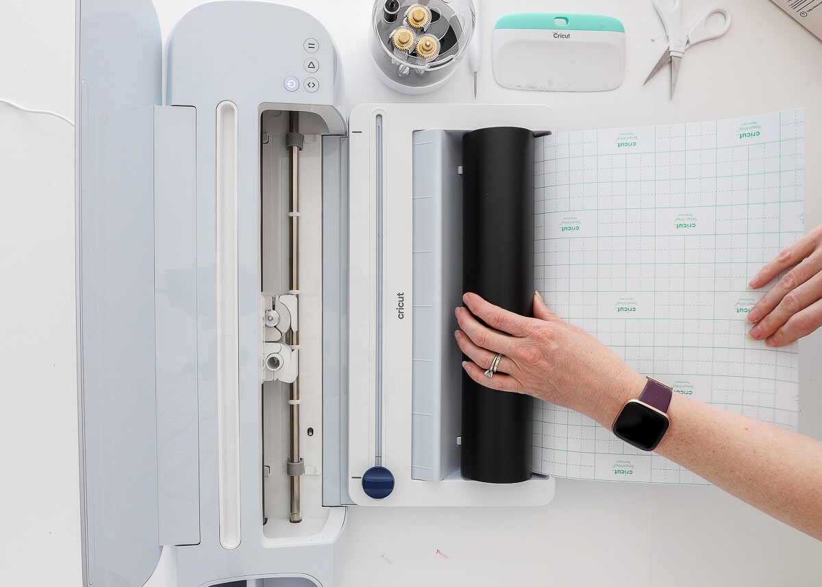 How to Use the Cricut Roll Holder for Smart Materials - The Homes I ...
