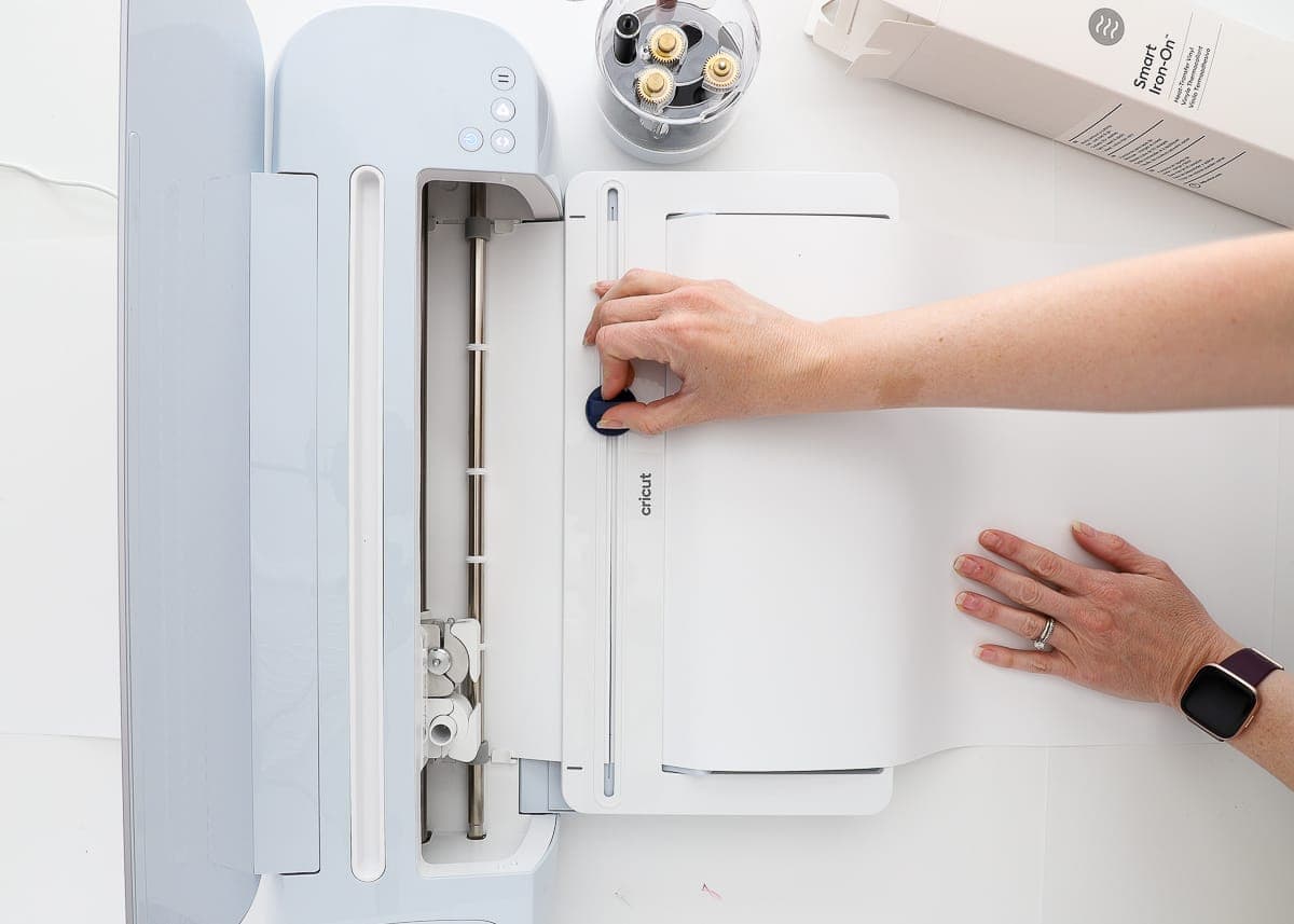 How to Use Cricut Smart Iron-On to Make a Custom Pillow - The Homes I ...