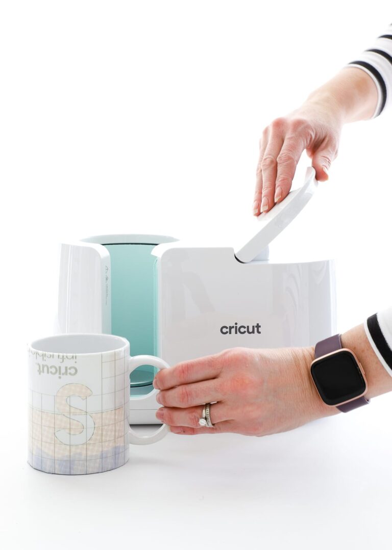 DIY Split Monogram Mugs with Cricut Mug Press