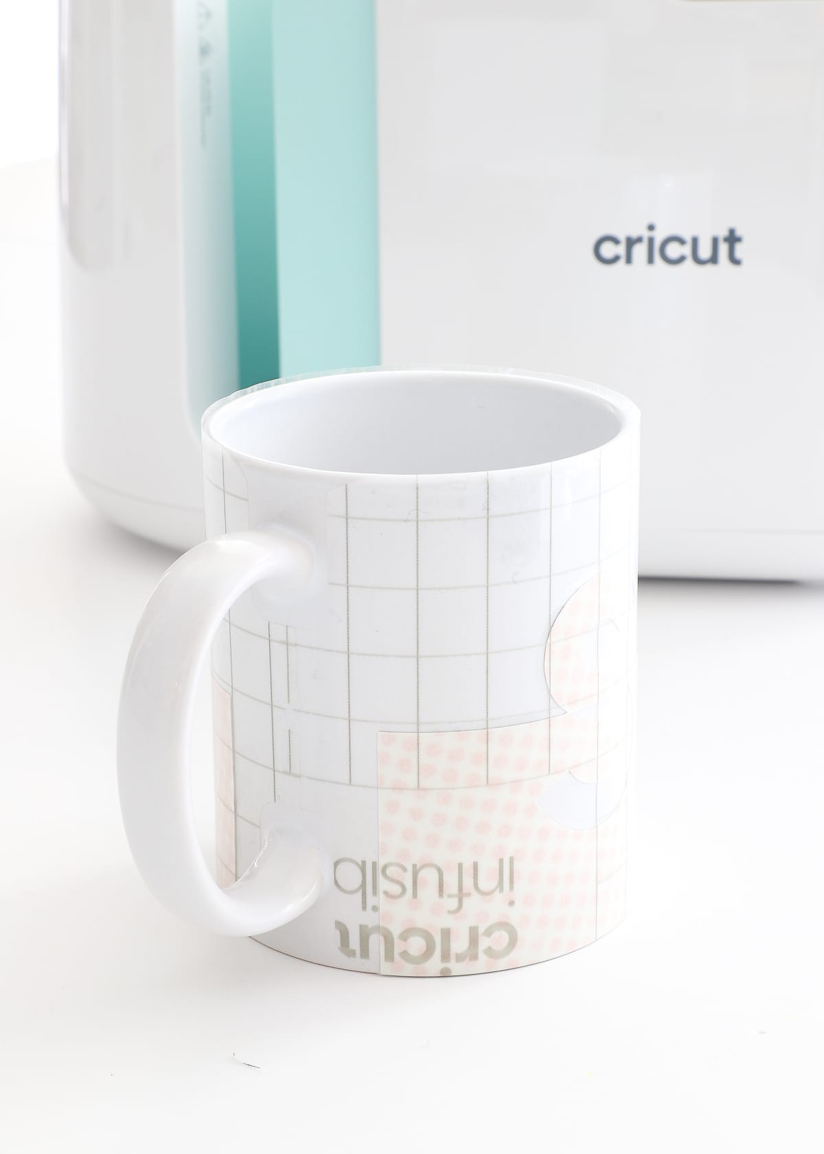 DIY Split Monogram Mugs with Cricut Mug Press