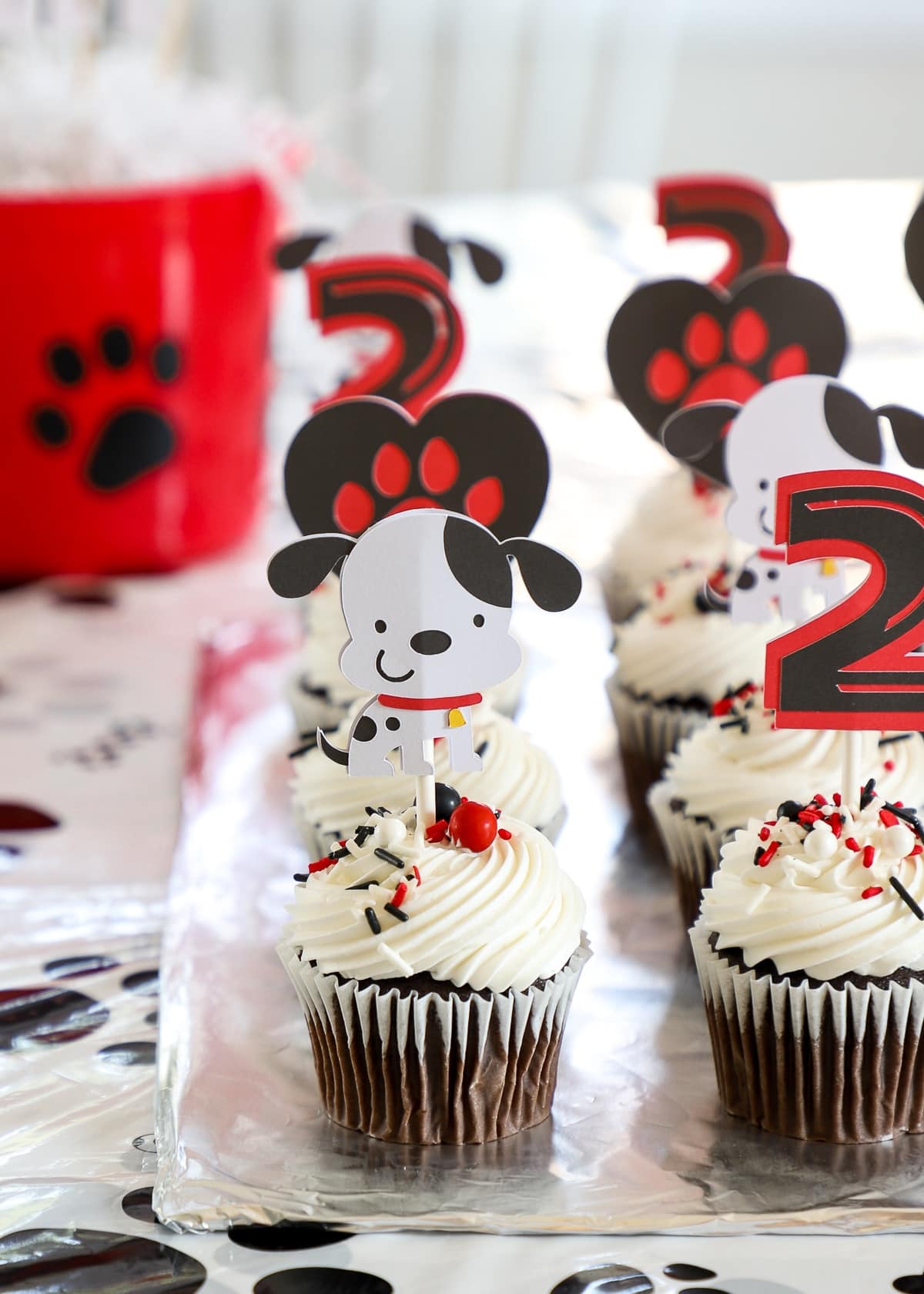 An Adorable Puppy Dog Themed Birthday Party - The Homes I Have Made
