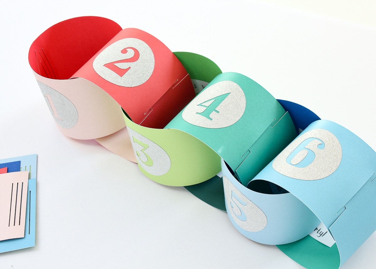 DIY Christmas Countdown Chain With a Cricut - The Homes I Have Made