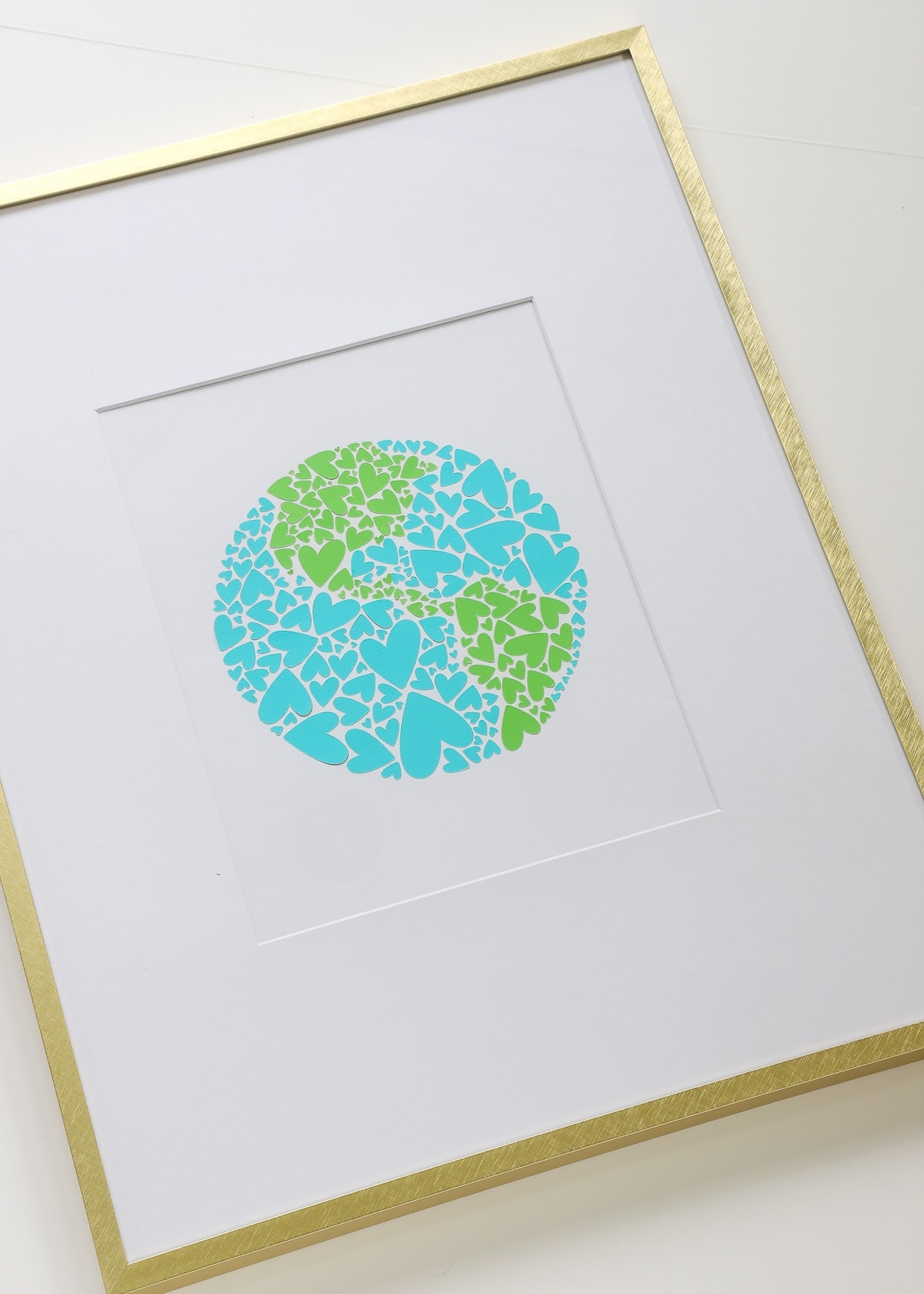 Inspiring Wall Decor Projects All Made With Paper - The Homes I Have Made