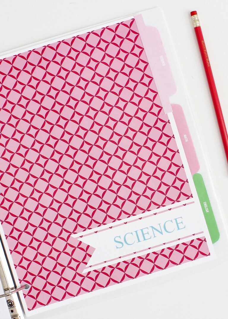 Make Your Own Cute Binders (with Printable Binder Covers!) - The Homes ...