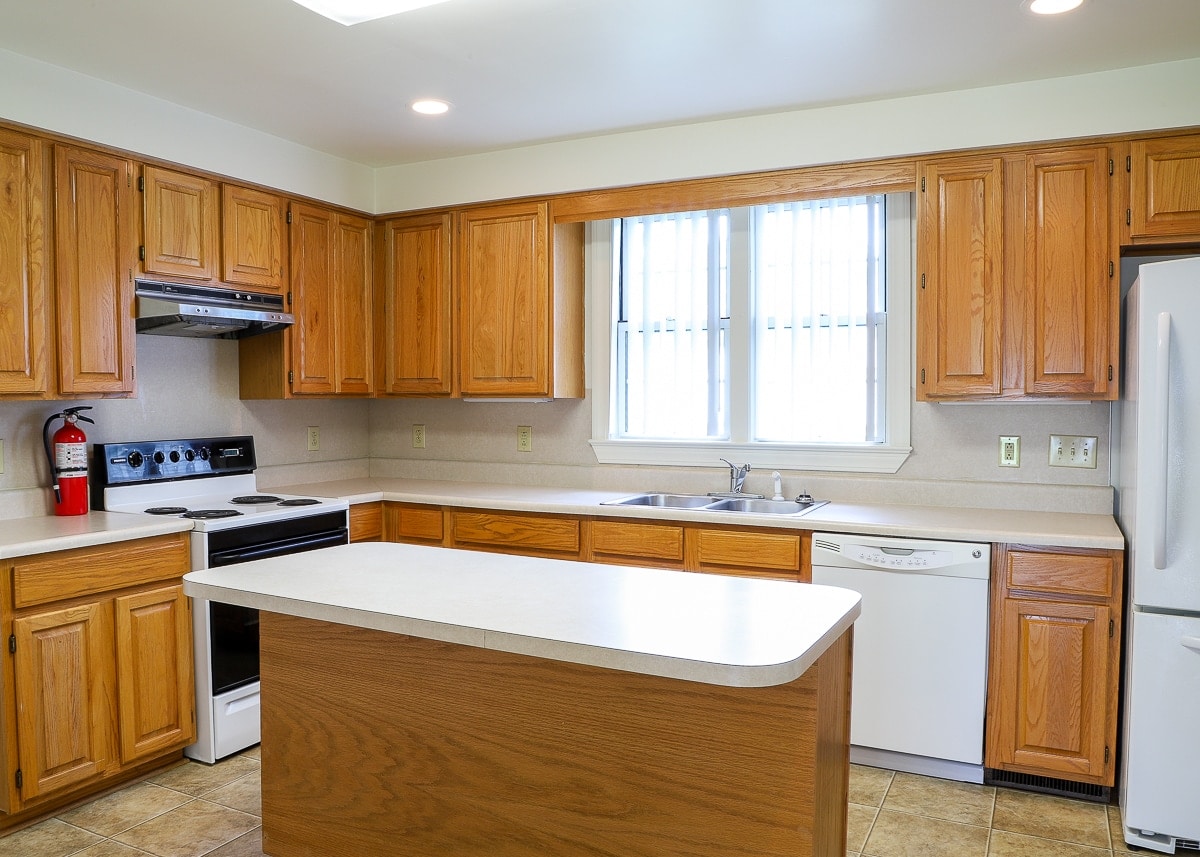 The Ultimate Renter Friendly Kitchen Makeover - The Homes I Have Made