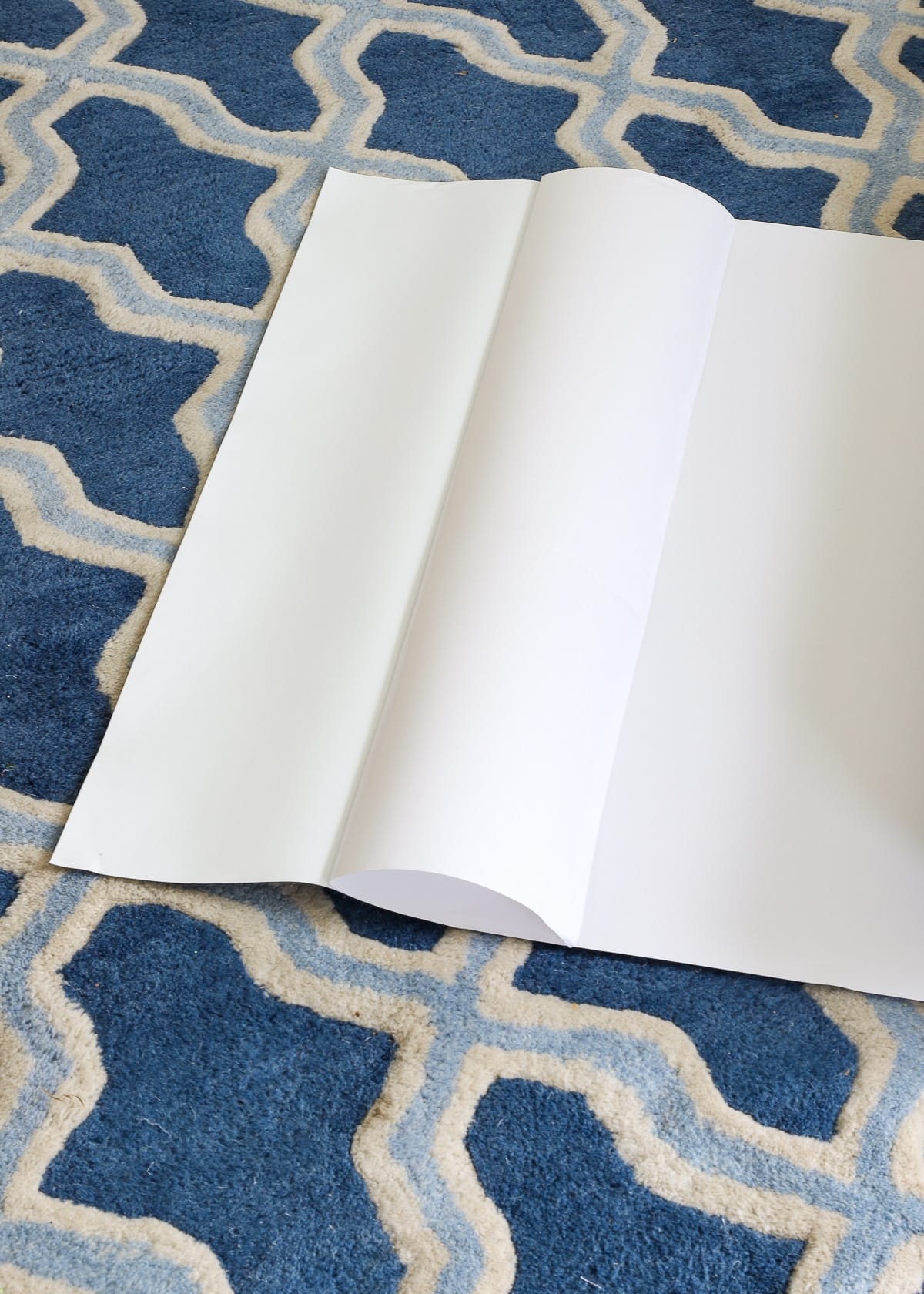 How to Hang a Wallpaper Mural | Tips & Tricks for Great Results - The ...