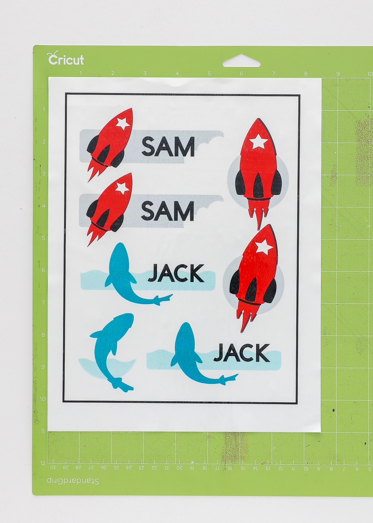 How to Make (Long-Lasting) Waterproof Stickers with a Cricut - The ...