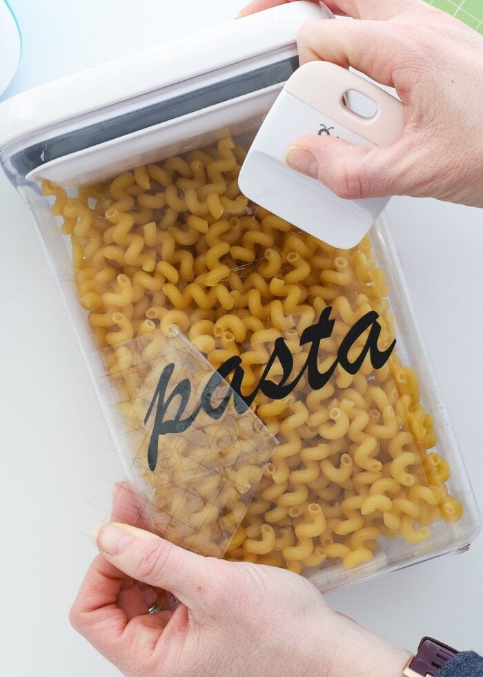 How to Make Pantry Labels with a Cricut | 3 Methods to Try! - The Homes ...