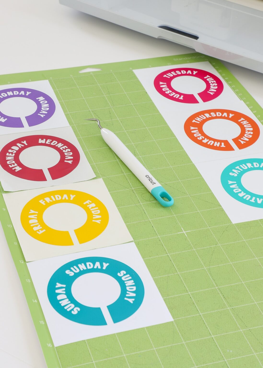 How to Cut Multiple Colors on a Single Cricut Mat - The Homes I Have Made