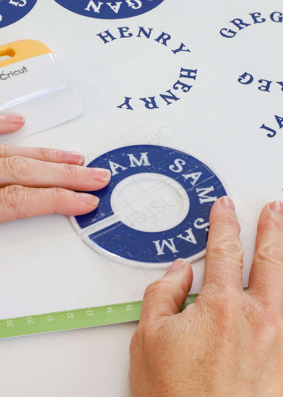 Round Closet Divider Labels with a Cricut (+ SVG File) - The Homes I ...