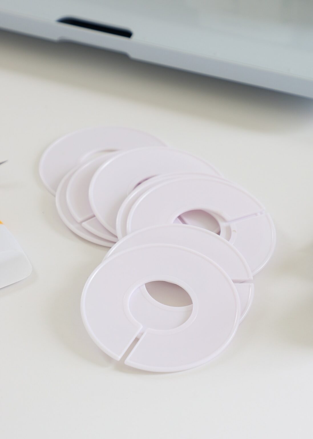 Round Closet Divider Labels with a Cricut (+ SVG File) - The Homes I ...