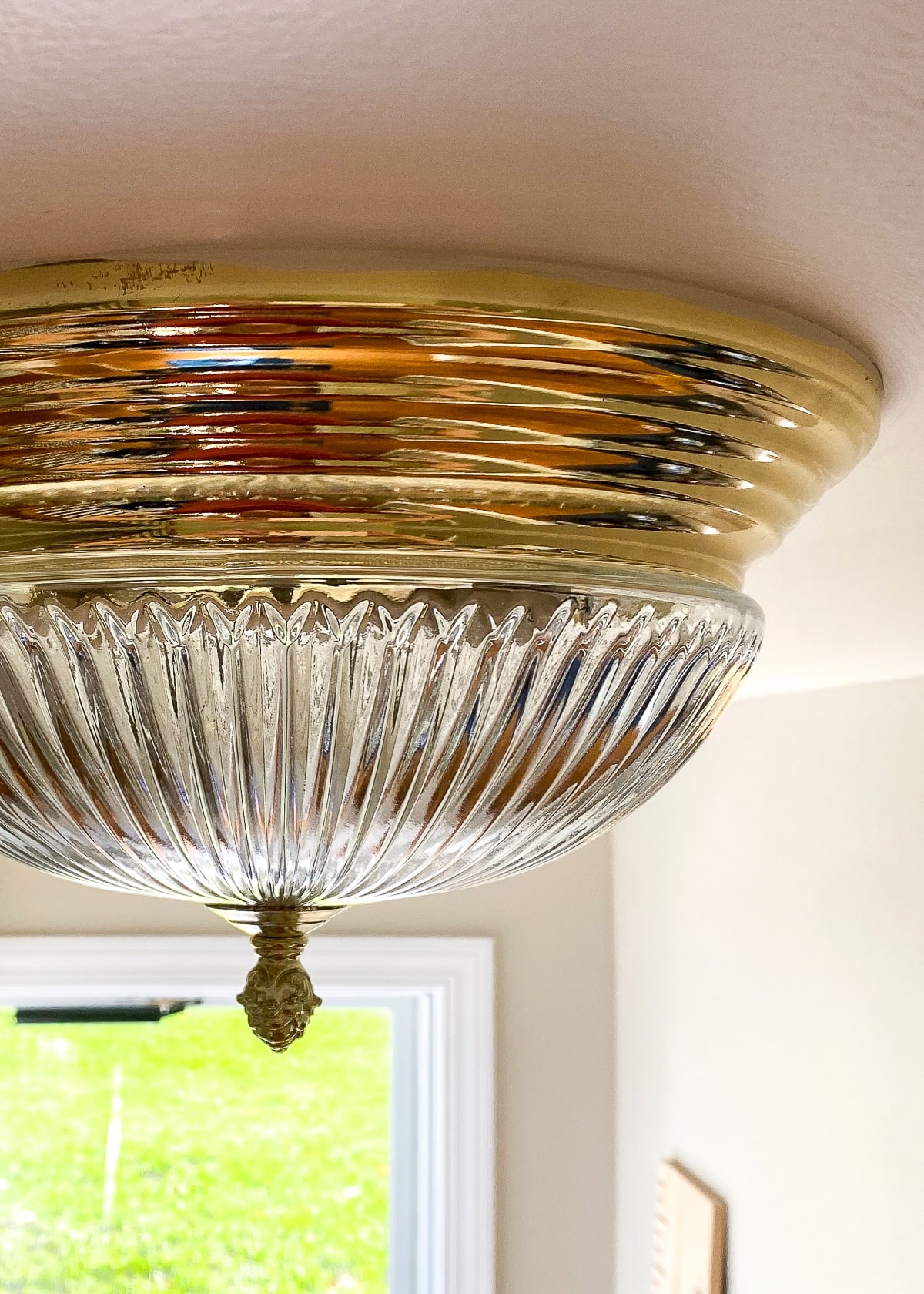 What You Need To Know About Changing Light Fixtures In Your Rental ...