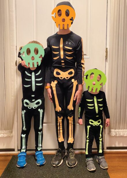 Easy DIY Skeleton Costume (That Glows In the Dark Too!) - The Homes I ...