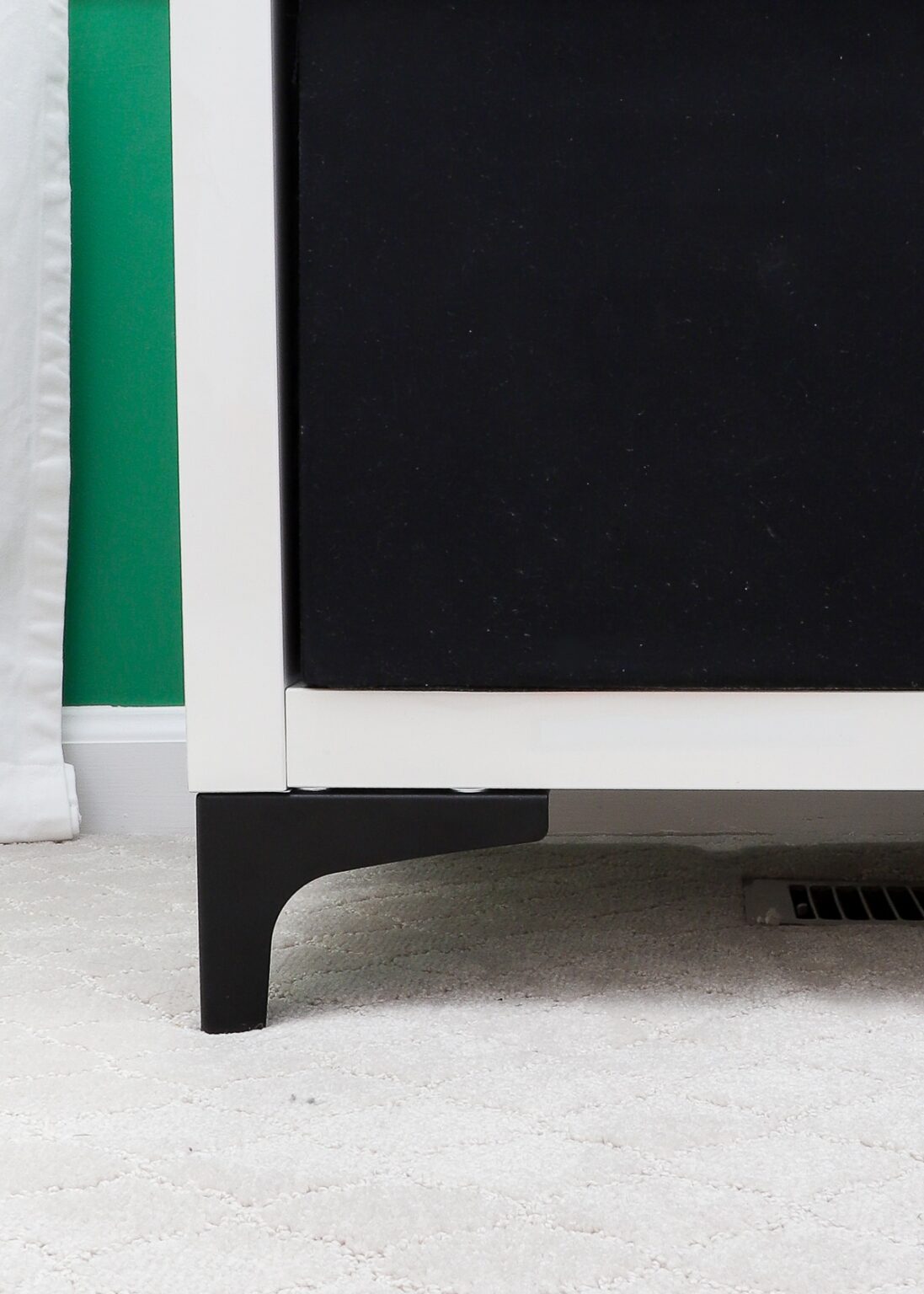 How To Put Feet on an IKEA Kallax | A Complete Guide - The Homes I Have ...