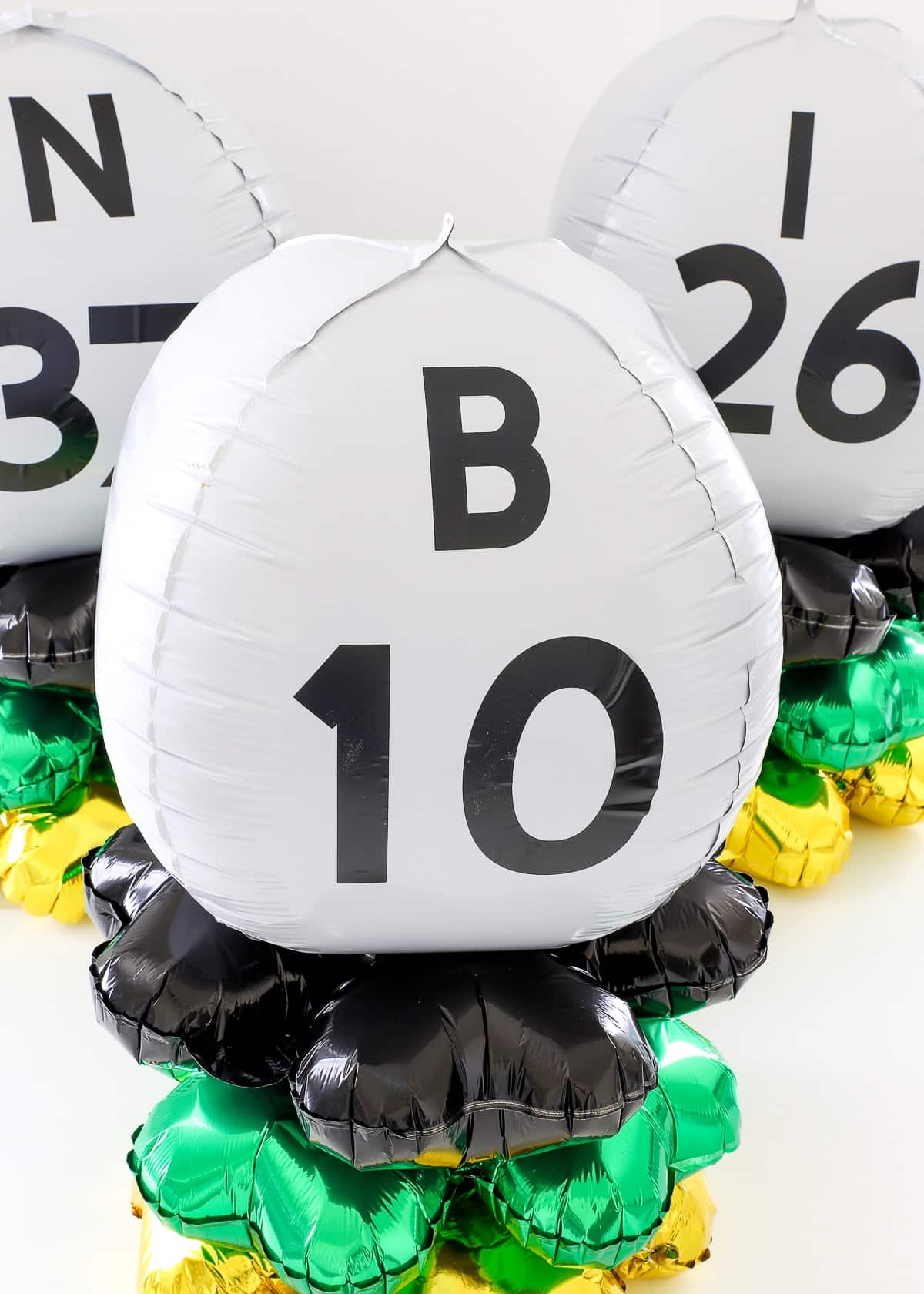 (Easy!) DIY Bingo Table Centerpieces - The Homes I Have Made