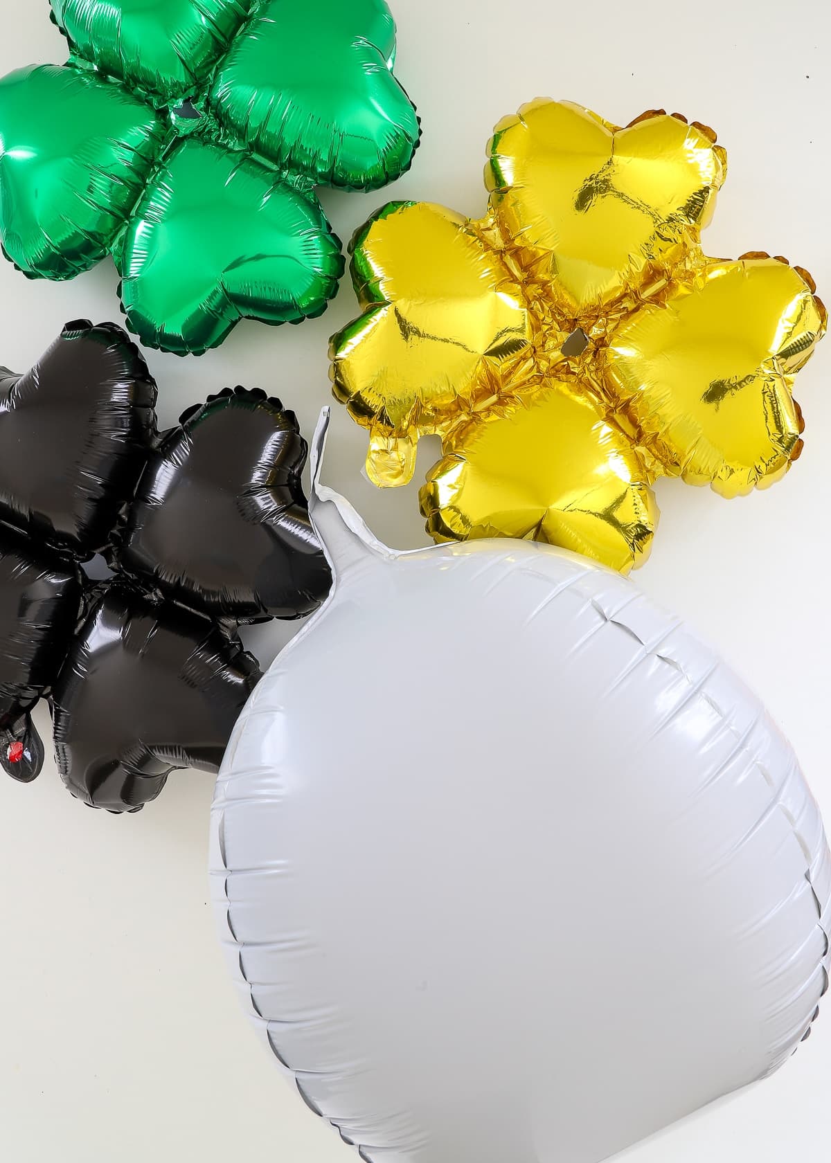 (Easy!) DIY Bingo Table Centerpieces - The Homes I Have Made