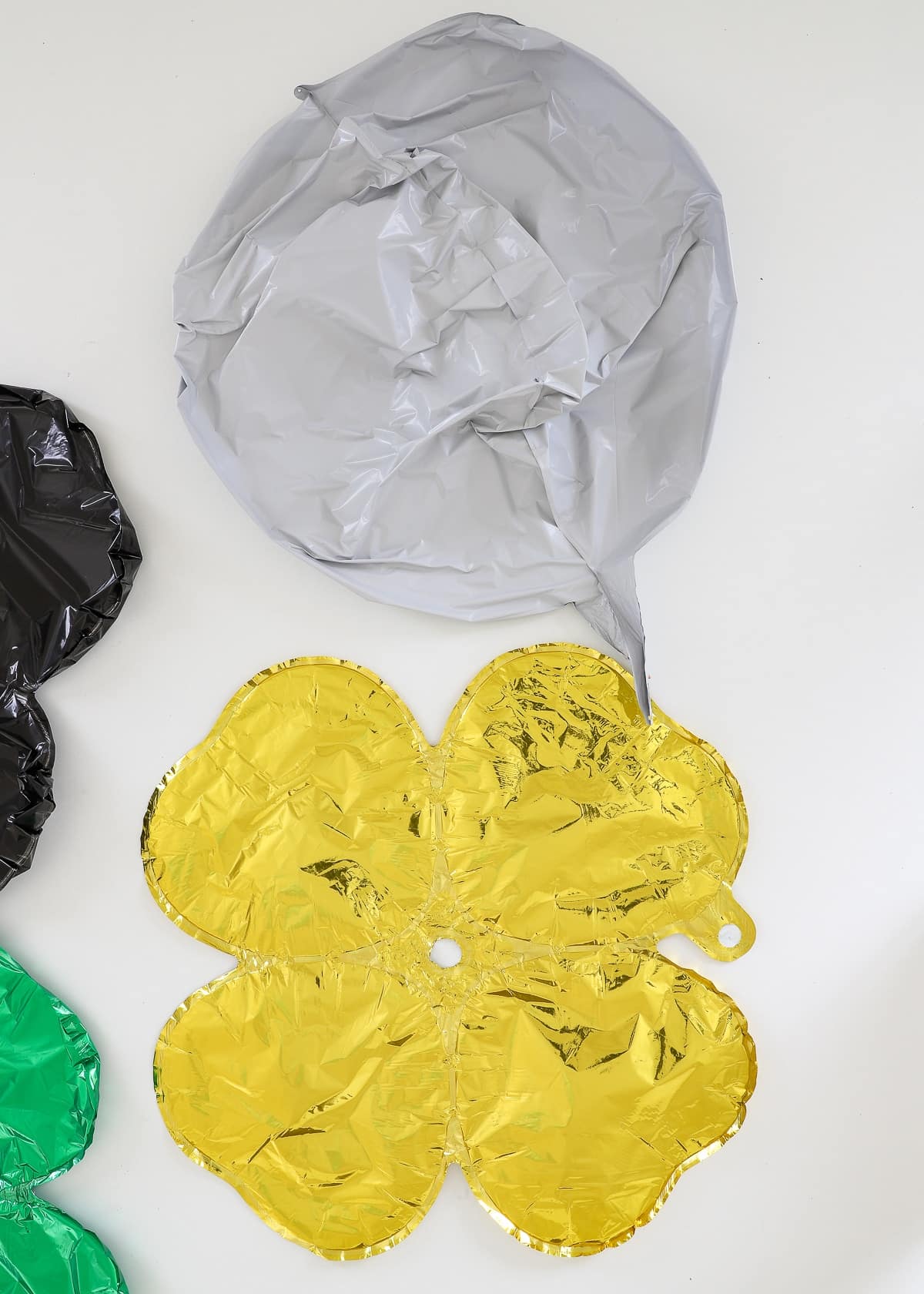 How to Deflate Mylar Balloons | Step-By-Step - The Homes I Have Made