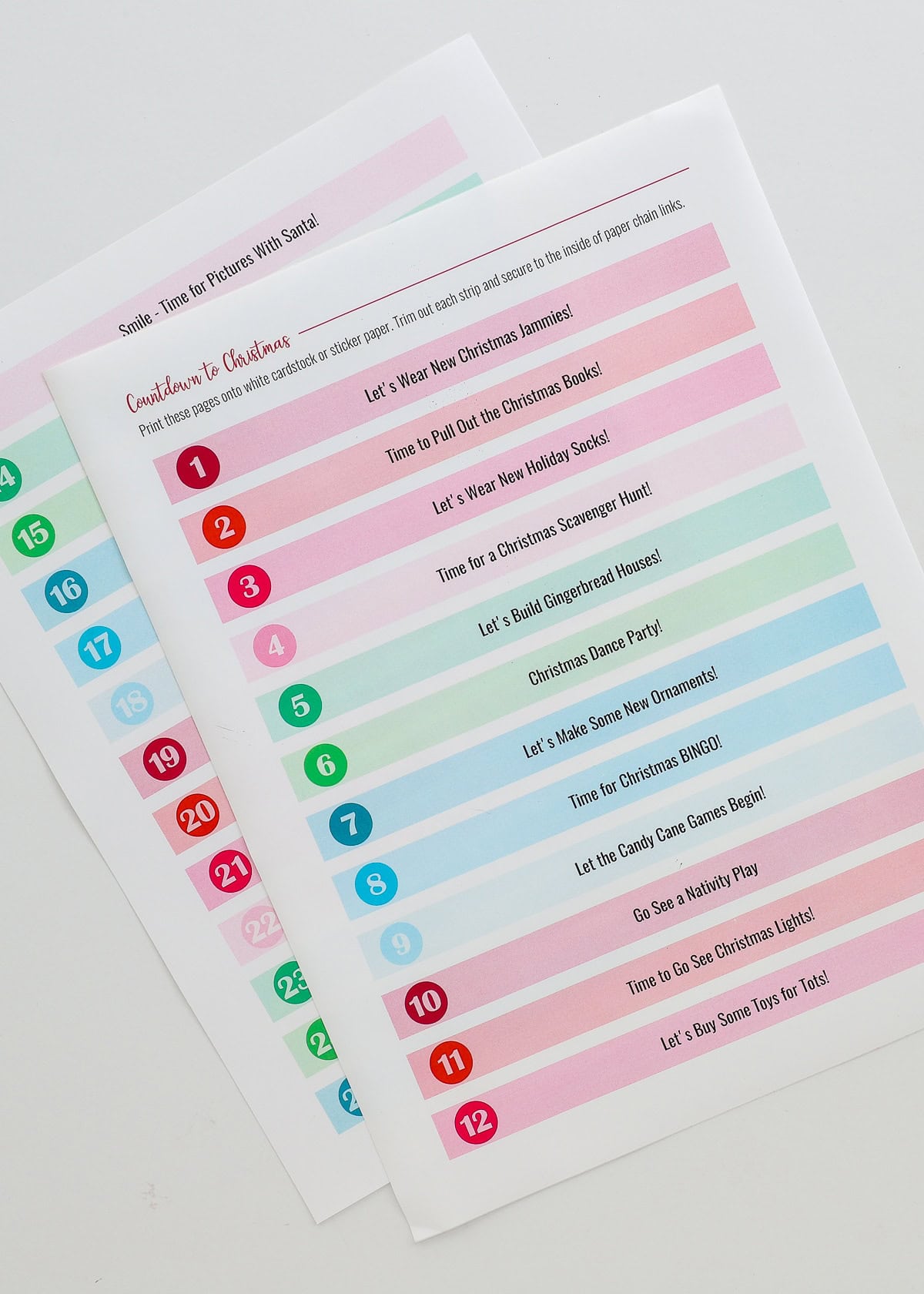 Easy DIY Christmas Countdown Chain (with SVGs + Templates!) - The Homes ...