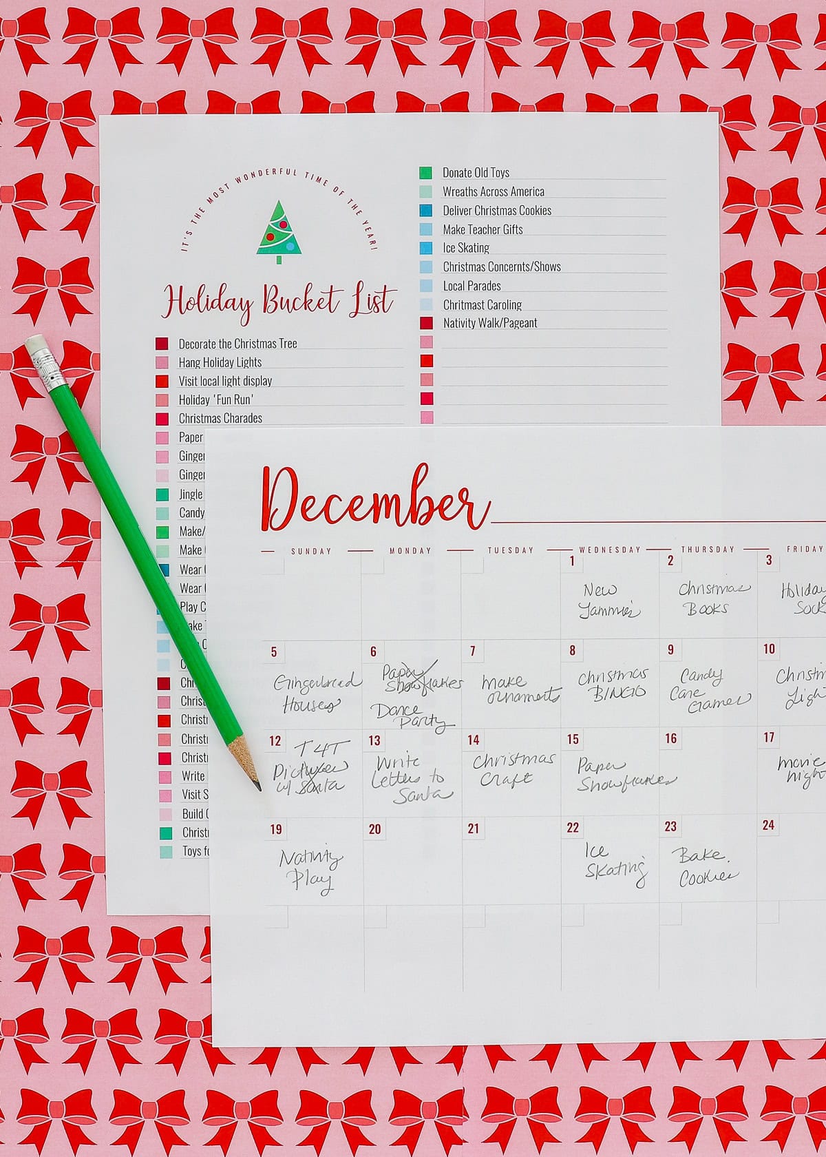 The Easiest Way to Plan 25 Days of Christmas Family Fun (with Printables!)